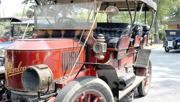Horseless carriages visit Landrum - The Tryon Daily Bulletin | The ...