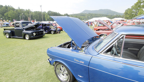 Classic car show at Blue Ridge BBQ Festival - The Tryon Daily Bulletin ...