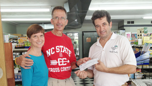 Cashes donate to Morris project | The Tryon Daily Bulletin