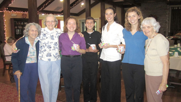 Simple Melodies entertains at LaurelHurst - The Tryon Daily Bulletin ...