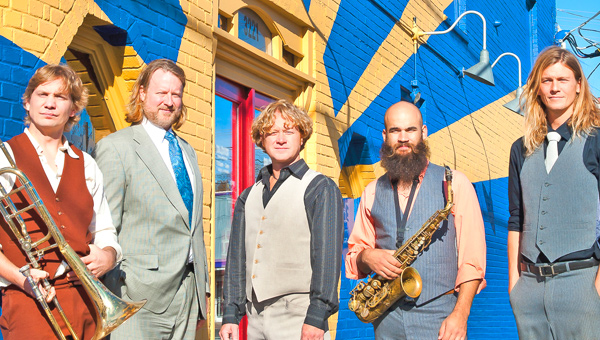 Sol Driven Train at Summer Tracks July 25 - The Tryon Daily Bulletin ...