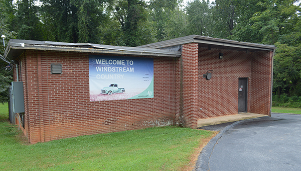 Mill Spring resident starts petition to bring Charter Internet service ...