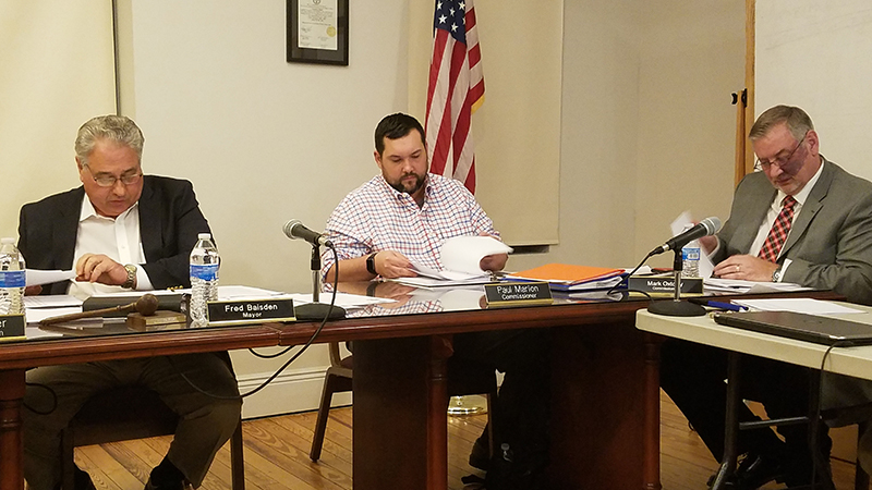 Saluda swears in mayor and commissioners | The Tryon Daily Bulletin