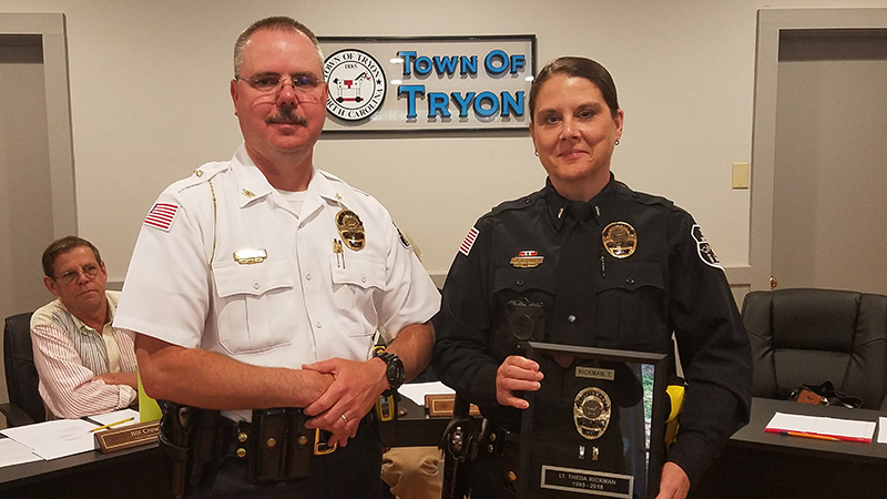 Tryon honors hero bound for retirement | The Tryon Daily Bulletin