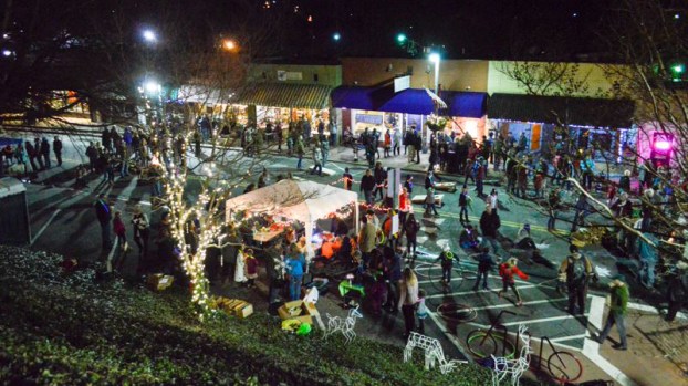 Tryon Midnight event to feature live music, ball drop on New Year’s Eve ...