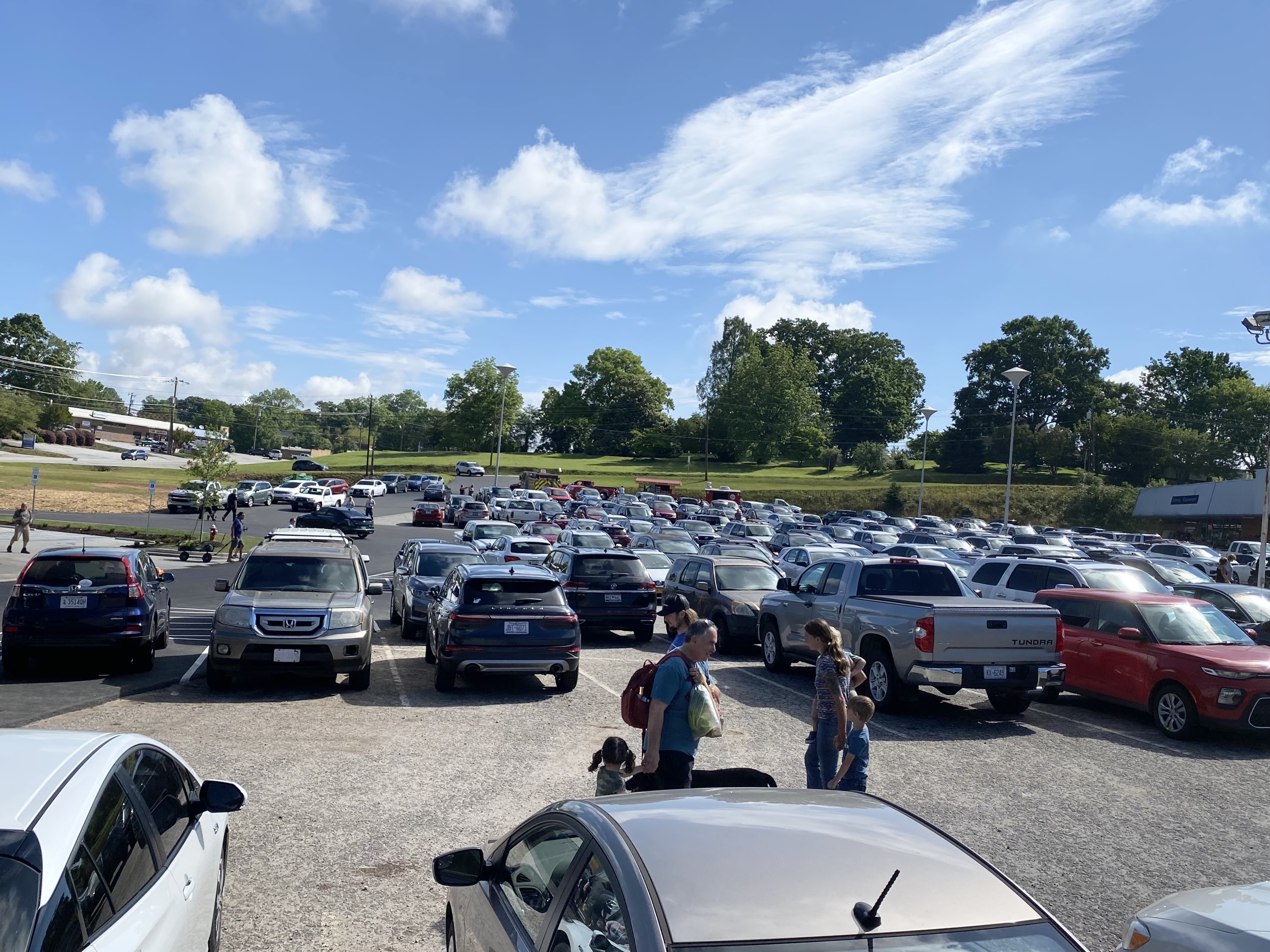 Landrum Farmers Market Pavilion debut was a hit | The Tryon Daily Bulletin