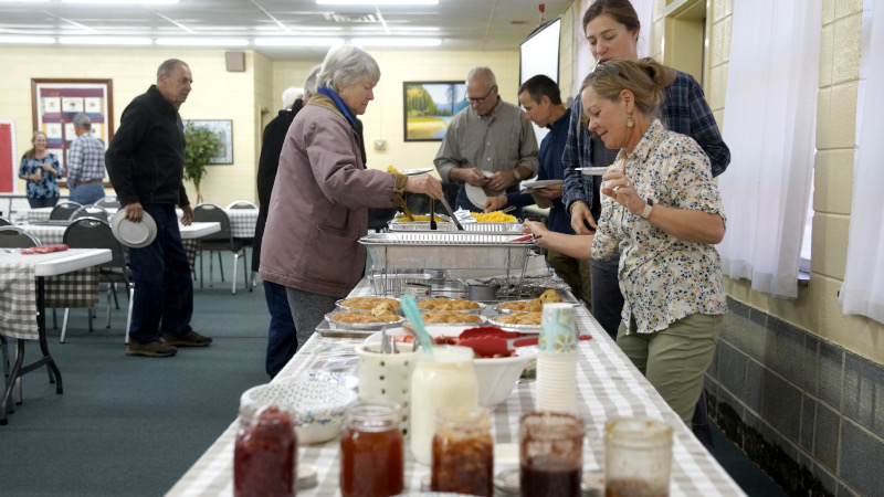 Meet local farmers, enjoy a free meal at this month’s Friends of ...