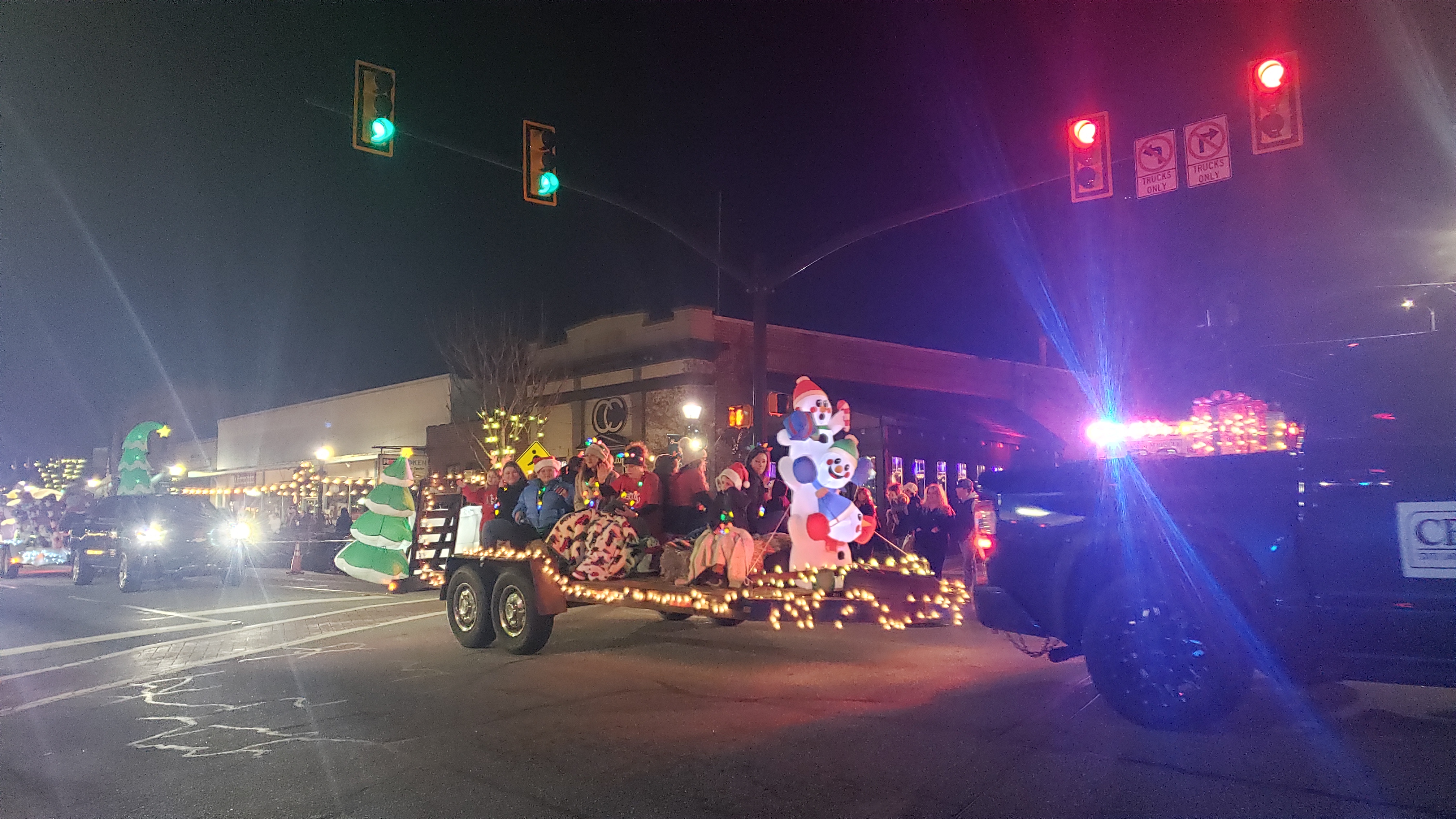 Landrum Christmas Parade kicks off holiday season - The Tryon Daily ...
