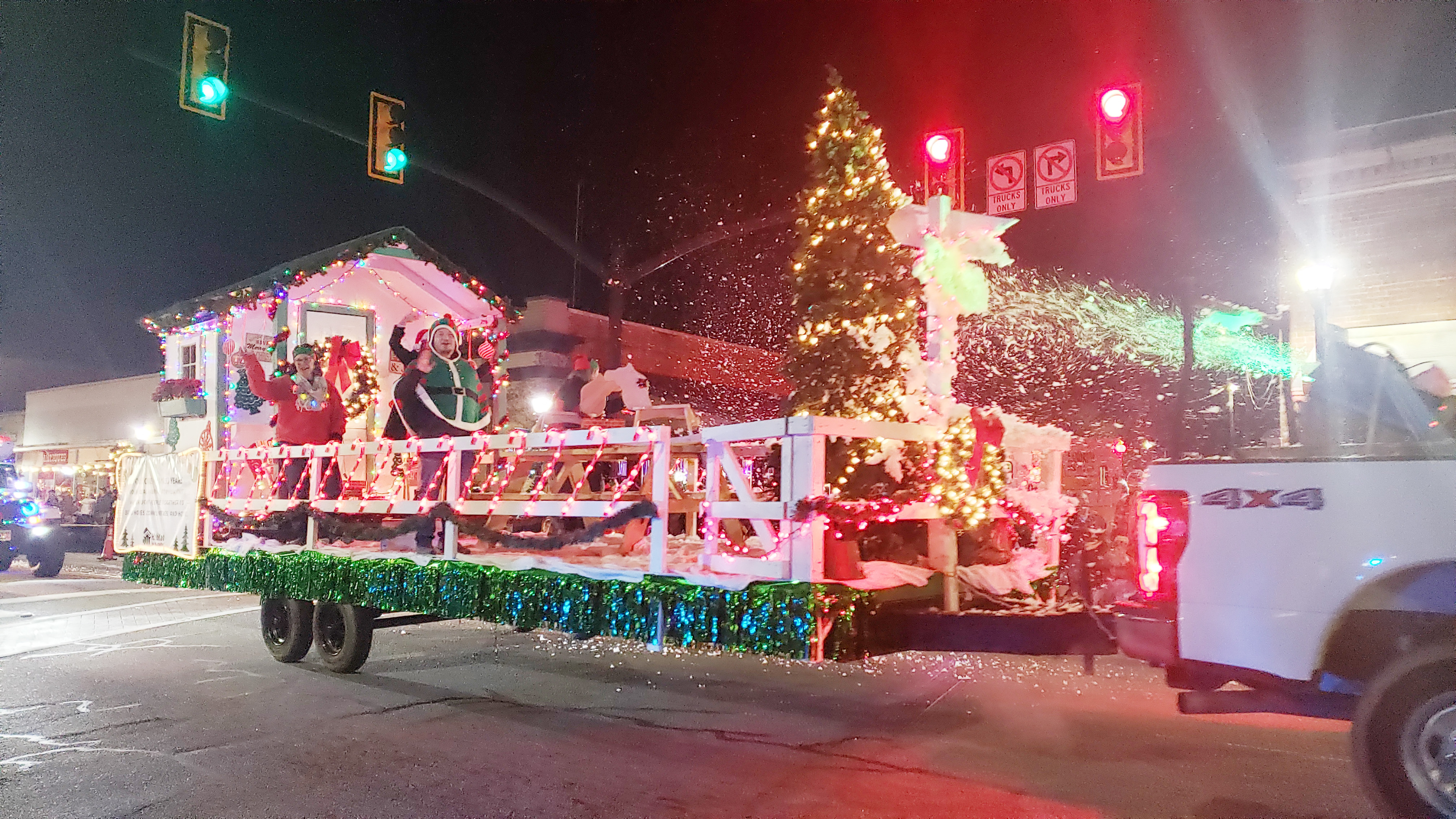 Landrum Christmas Parade kicks off holiday season - The Tryon Daily ...